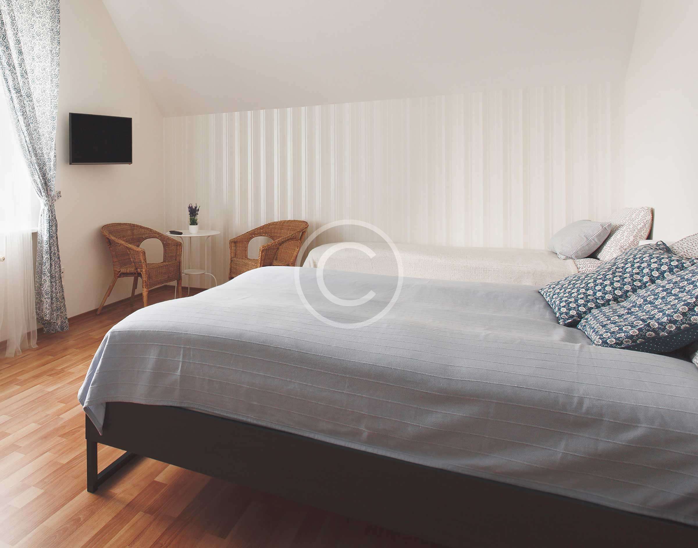 Adjacent Rooms - Lelo Hostels